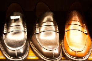 The Ultimate Guide to Converting Italian to US Shoe Size - The Italian ...